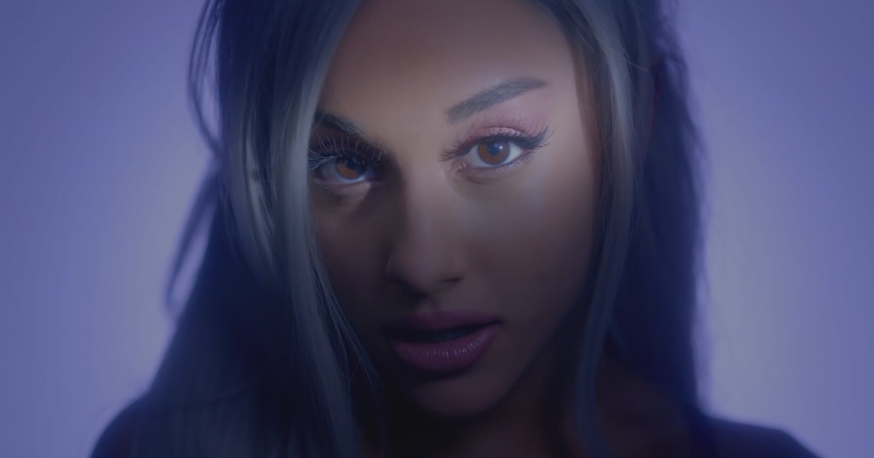 Ariana Grande Focus İ
