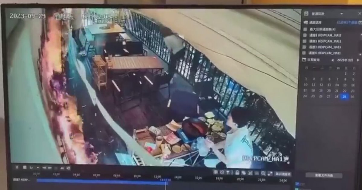 Mekanda Yangın Çıkaran Kadın | İzlesene.com