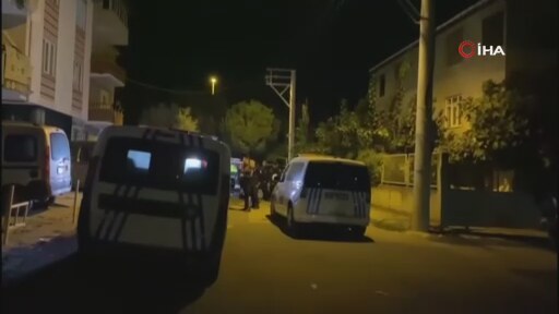 Polisten Kaçan Ehliyetsiz Sürücü Şehri Birbirine Kattı | İzlesene.com Polisten Kaçan Ehliyetsiz Sürücü Şehri Birbirine Kattı | İzlesene.com