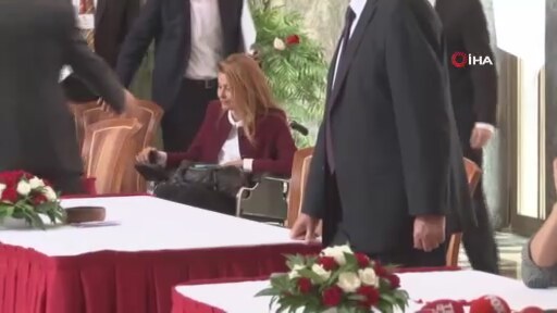 Bir Kare Fotoğrafın Bir Ömürlük Hikayesi | İzlesene.com Bir Kare Fotoğrafın Bir Ömürlük Hikayesi | İzlesene.com