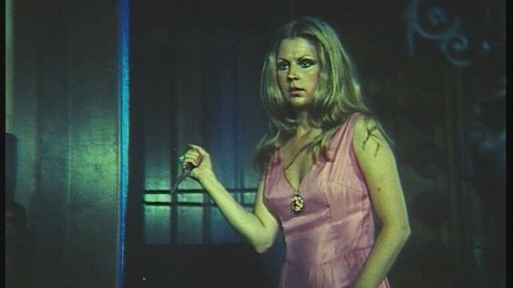 6 Sahnede Kara Murat Filmlerinin Vamp Kadını Mualla Omay