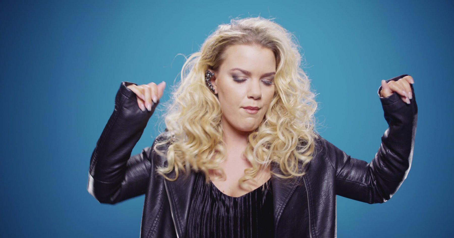 Artistic Raw & IDA - In the Middle | İzlesene.com