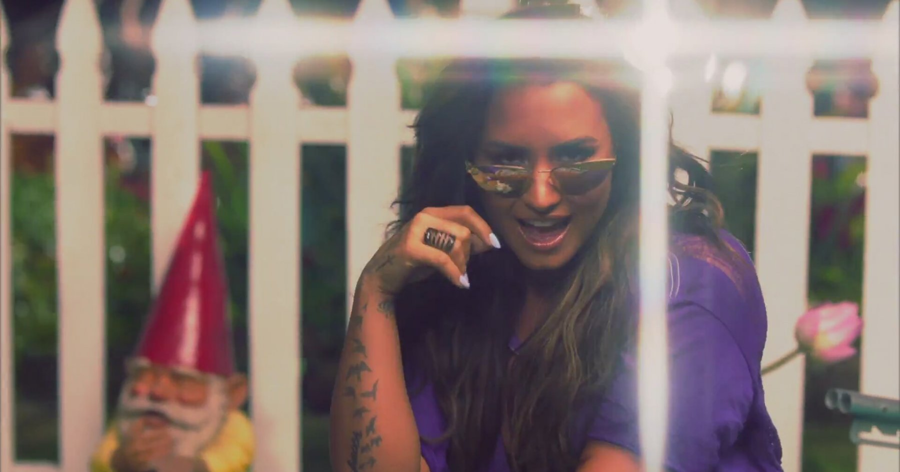 Demi Lovato - Sorry Not Sorry Dinle | İzlesene.com Demi Lovato - Sorry Not Sorry Dinle | İzlesene.com